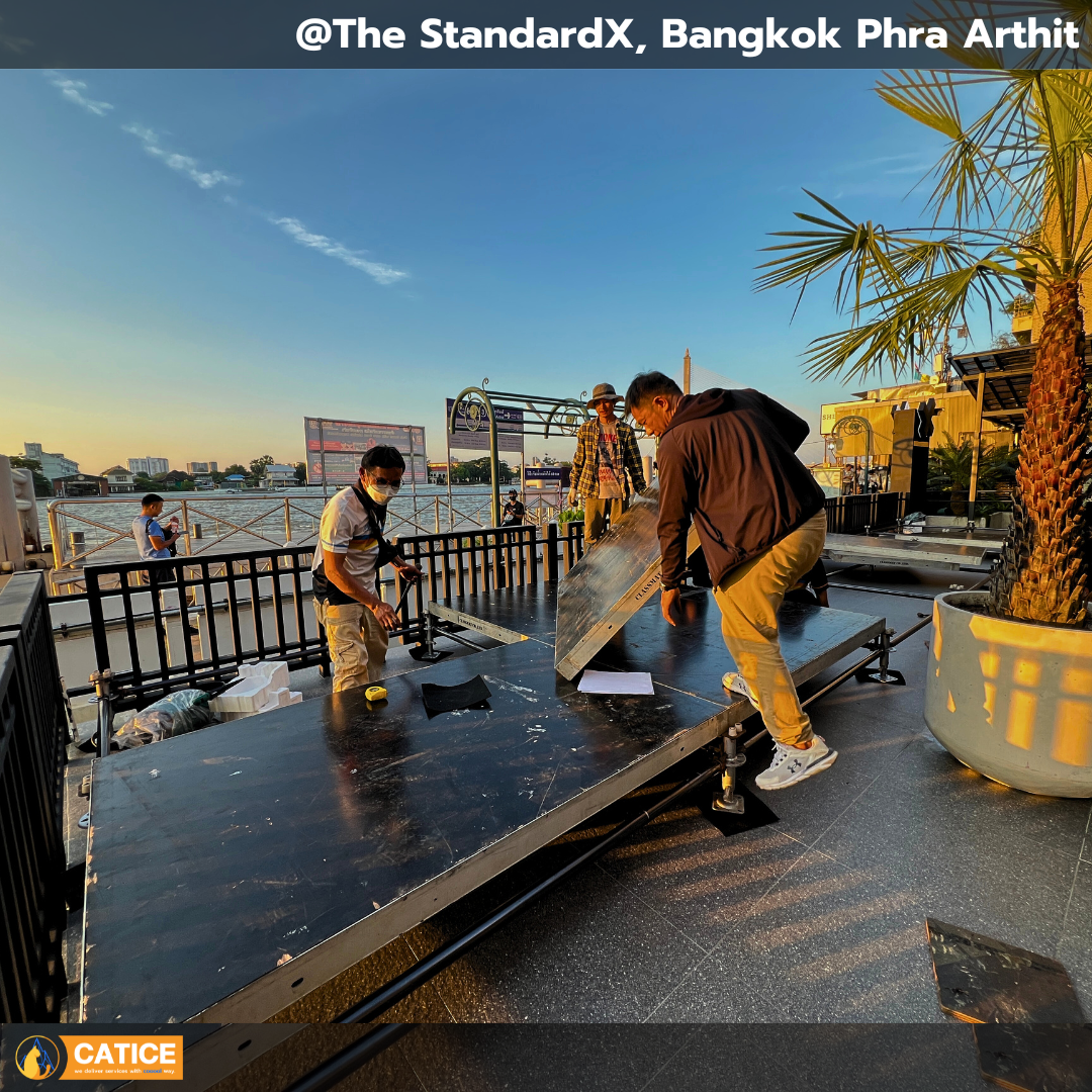 ติดตั้งเวทีแพลตฟอร์ม - งานแห่เรือ @เดอะ สแตนดาร์ด เอ็กซ์ แบงค็อก พระอาทิตย์ - CATICE CO.,LTD.